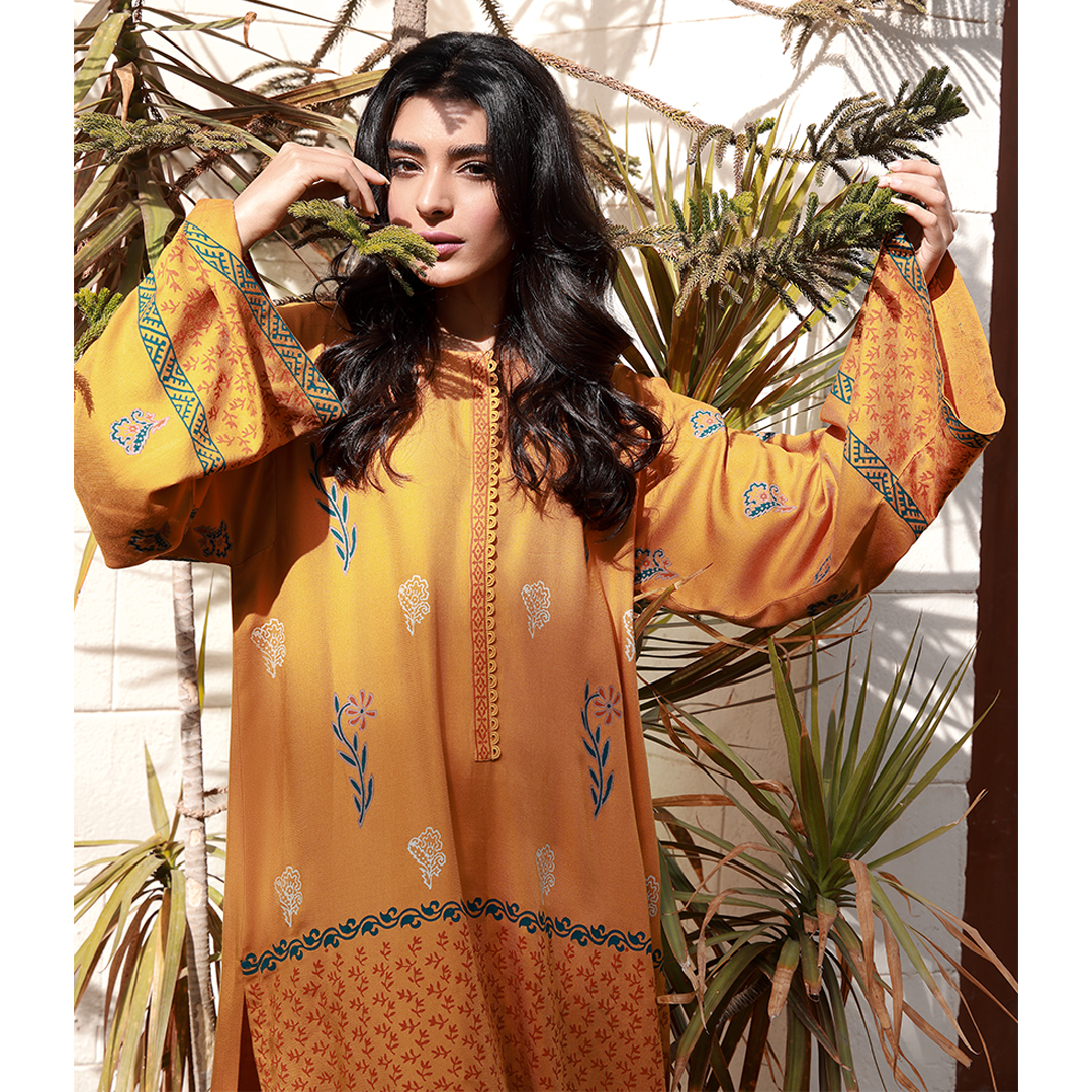 KYRA-Light orange – H2 by Huma