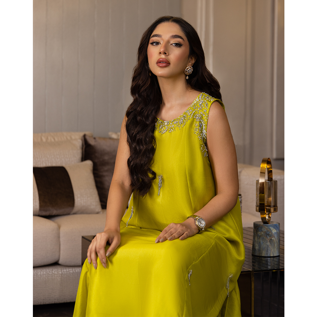 N O I R -2 – H2 by Huma