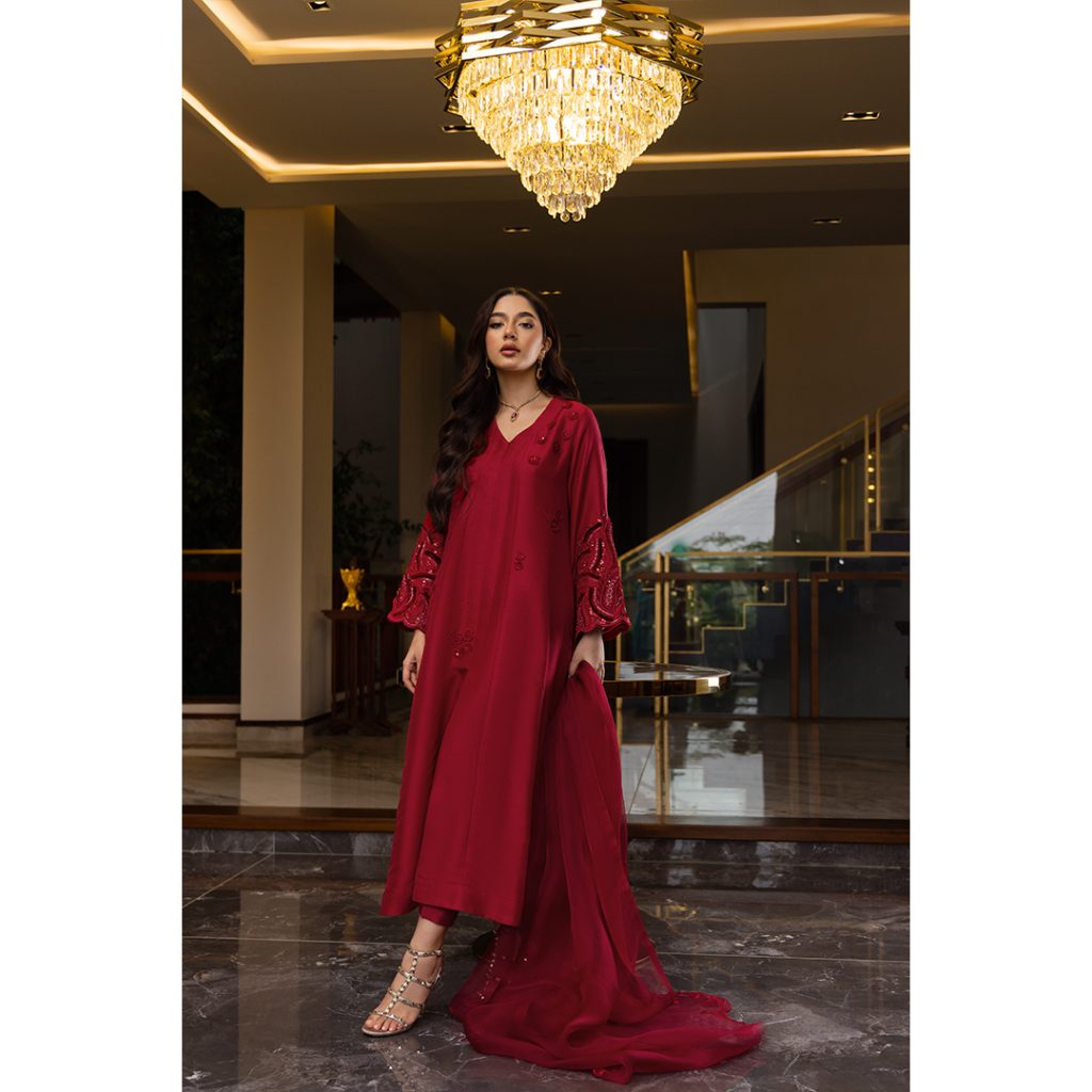 N O I R -4 – H2 by Huma