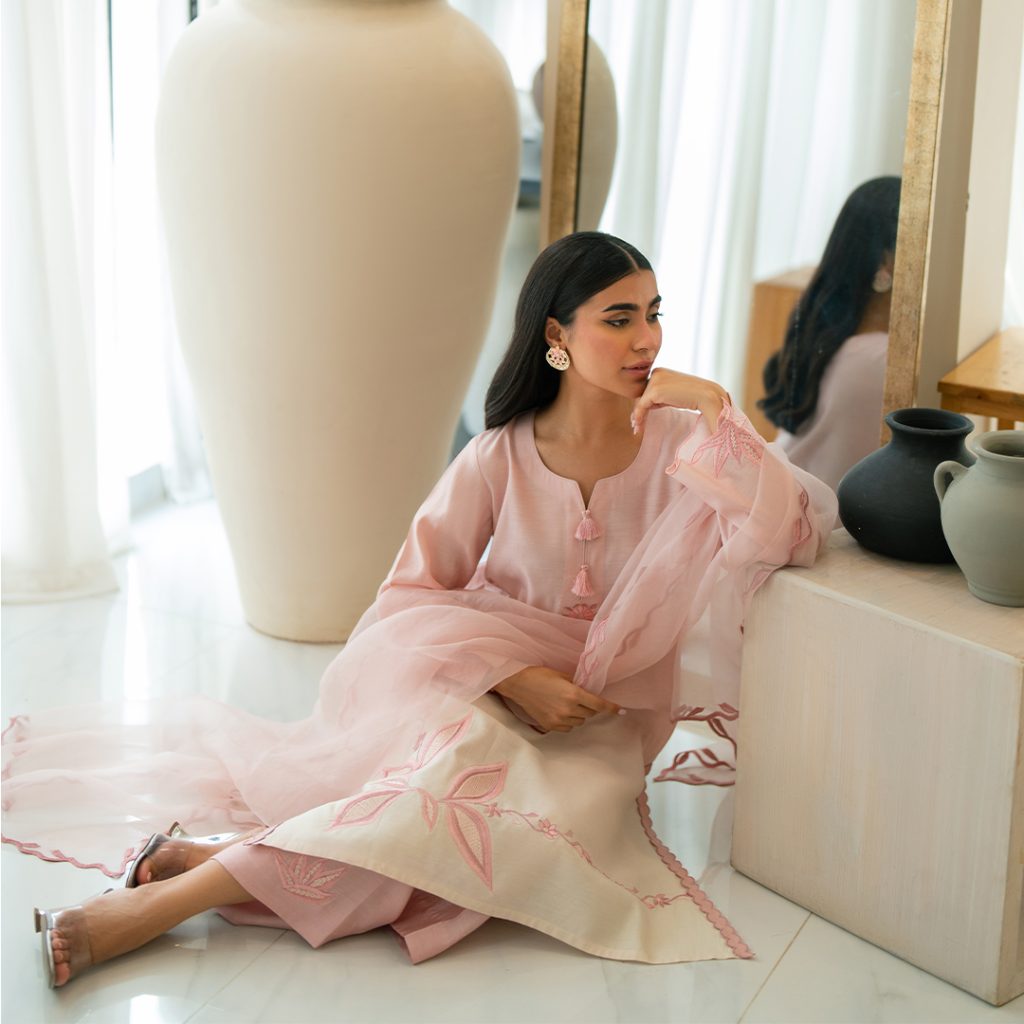 Nina-2 – H2 by Huma